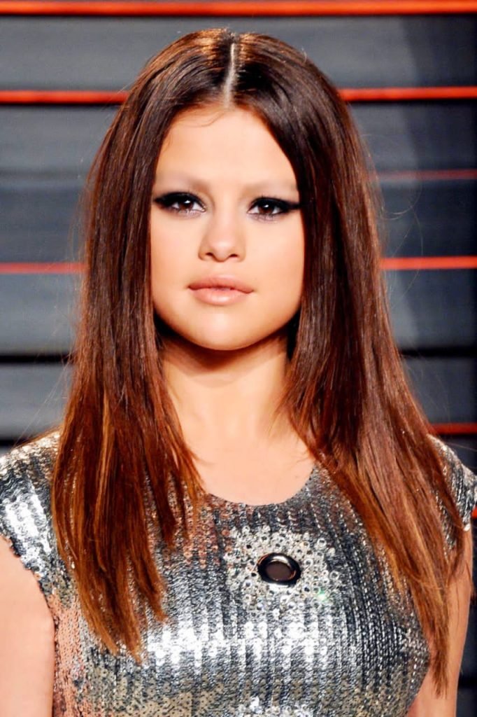 What 70 Popular People Look Like Without Eyebrows - RoastHow
